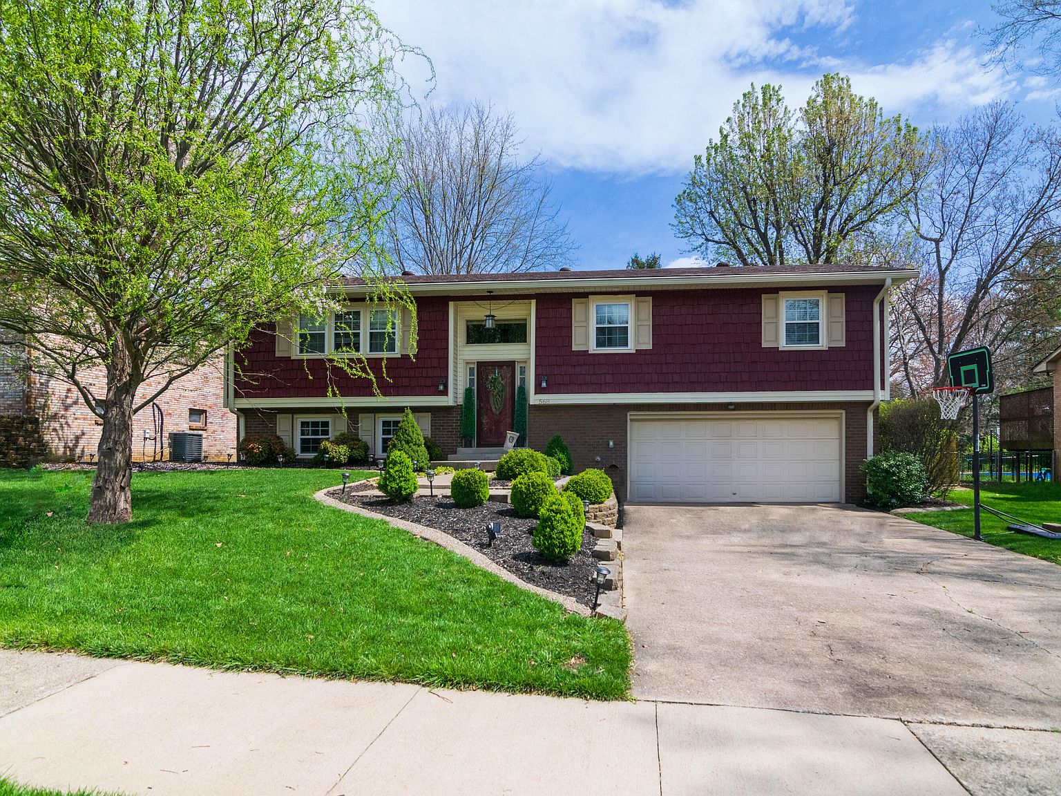 568 Merrimac Dr, Lexington, KY 40503 | Zillow