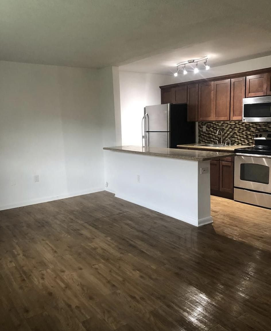3881 W Flagler St, Miami, FL 33134 | Zillow