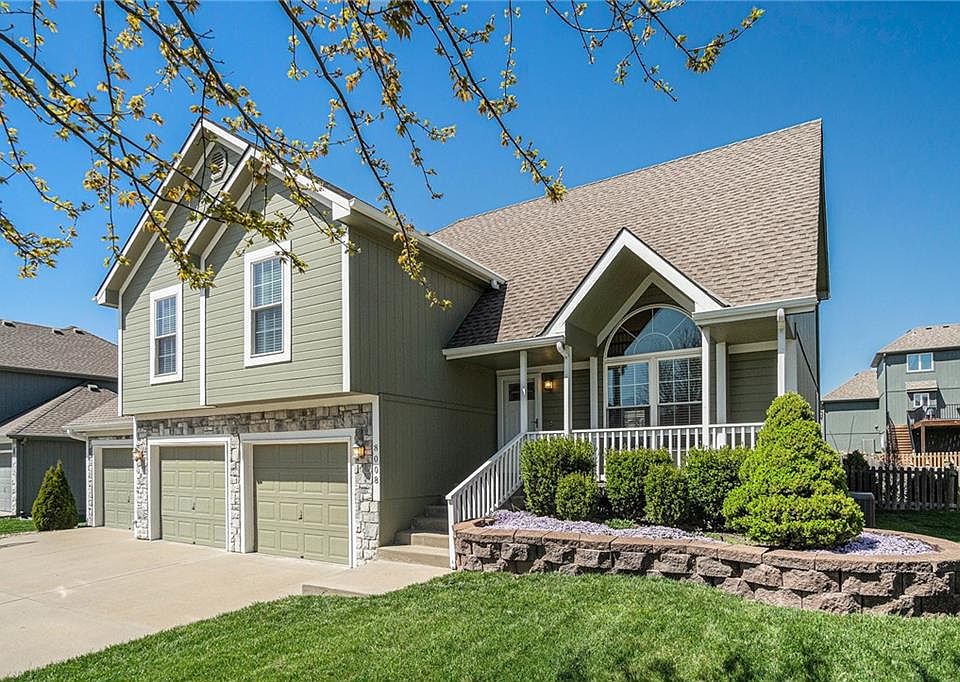 8008 NE 112th St, Kansas City, MO 64157 | Zillow