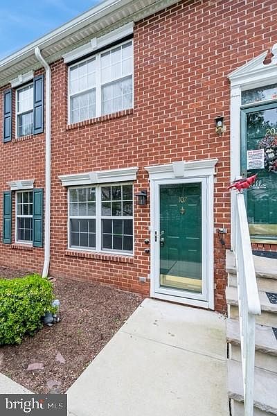 107 Moore Ct, Pennington, NJ 08534 | Zillow