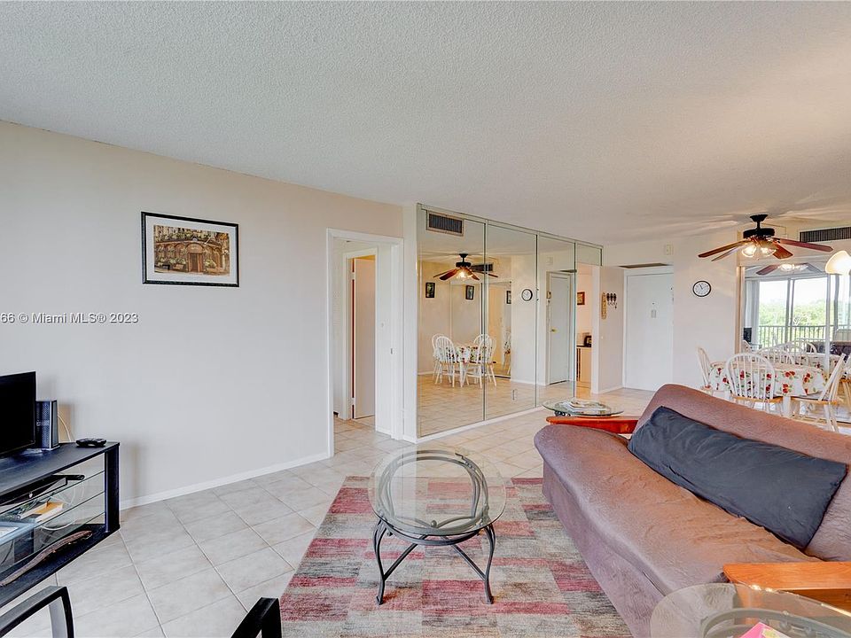Bravura Condominiums - 3301 N Country Club Dr Miami, FL | Zillow