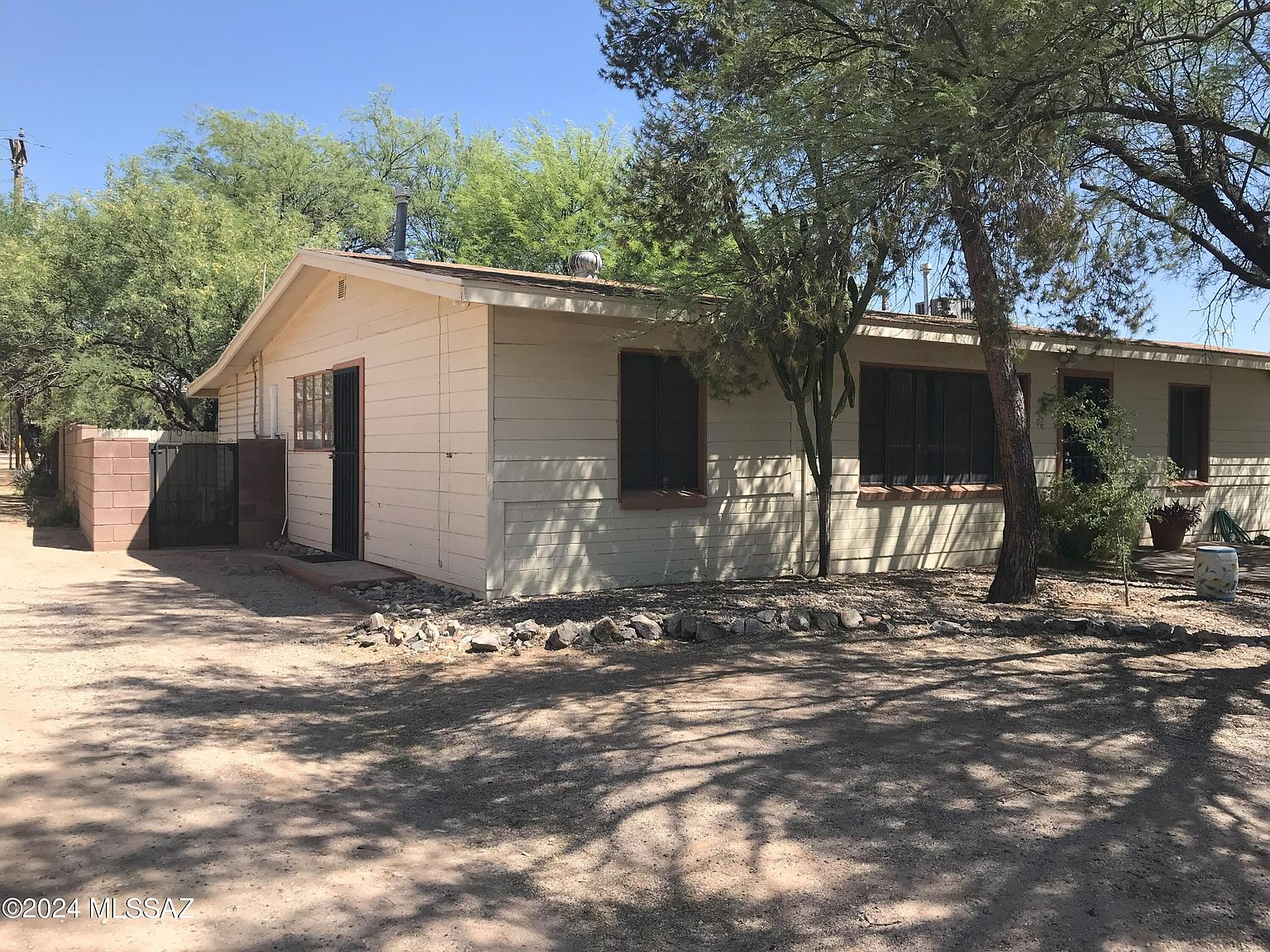 720 N Irving Cir STUDIO 1, Tucson, AZ 85711 | Zillow
