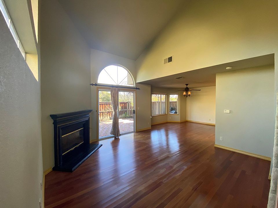 437 Clovercrest Ln San Ramon CA | Zillow
