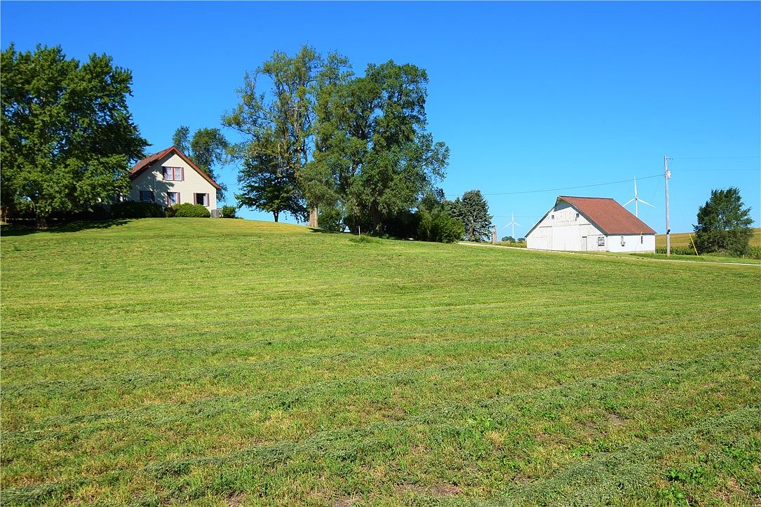 1245 Pinewood Ave, Menlo, IA 50164 | Zillow