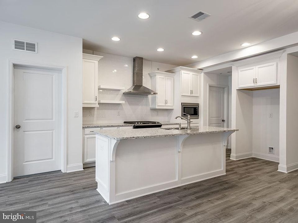 1311 Carnegie Way Mechanicsburg Pa 17055 Mls Pacb2022614 Zillow