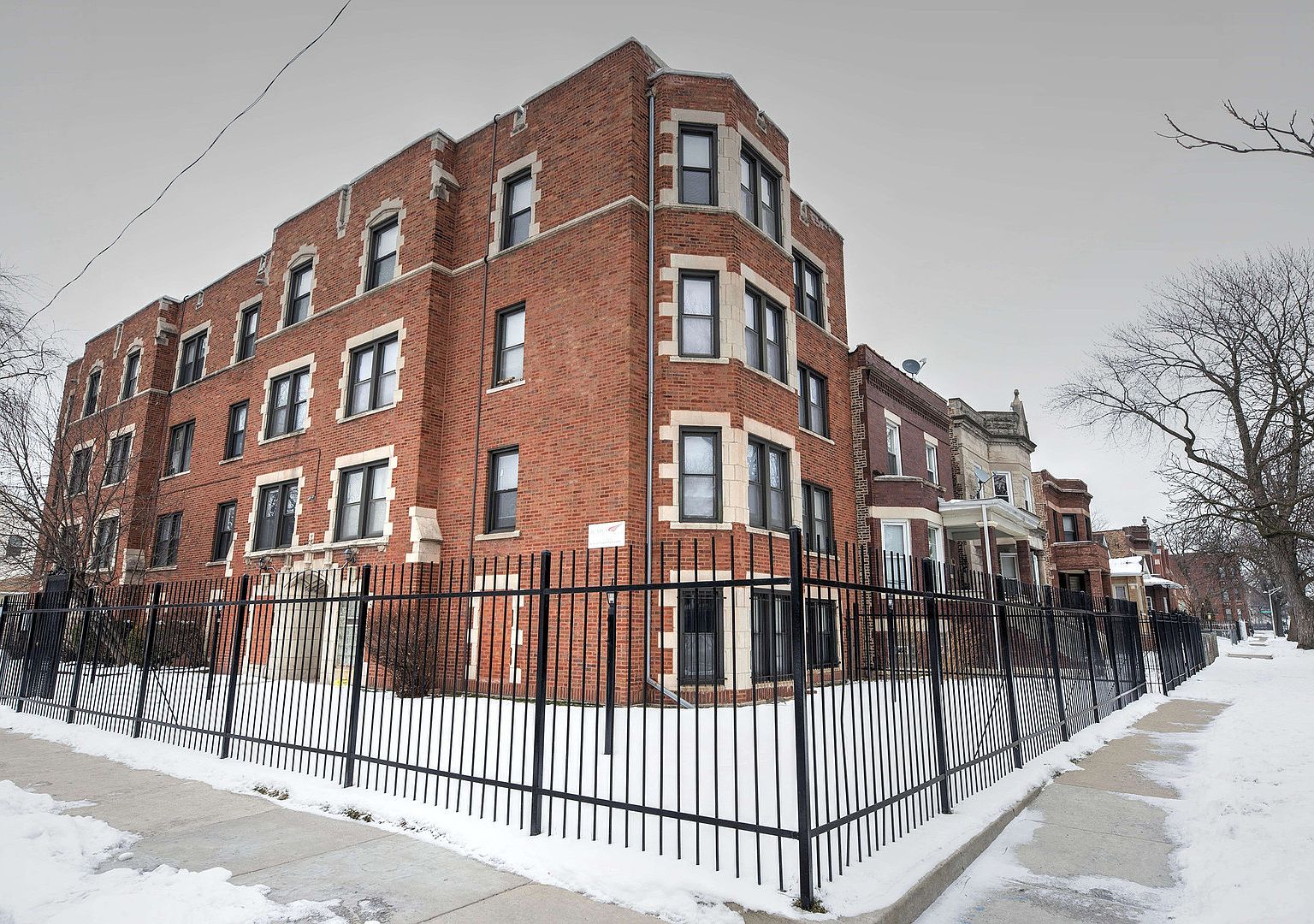 6915-25 S Dante Ave #1440, Chicago, IL 60637 | Zillow