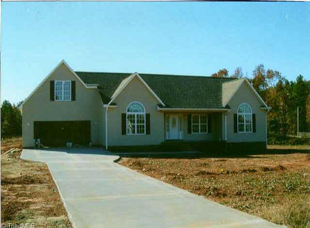 6516 Welborn Ridge Ct, Trinity, NC 27370 | Zillow