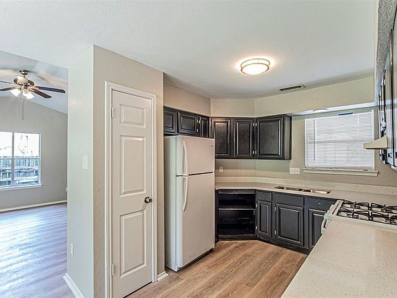 16402 Parkway Dr, Pflugerville, TX 78660 | MLS #5131904 | Zillow