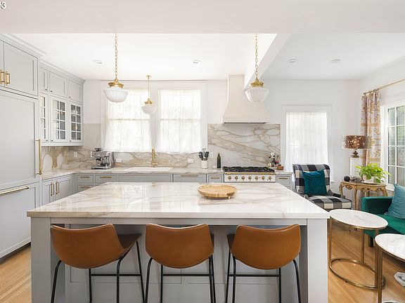 2134 NE 17th Ave, Portland, OR 97212 | MLS #23560708 | Zillow