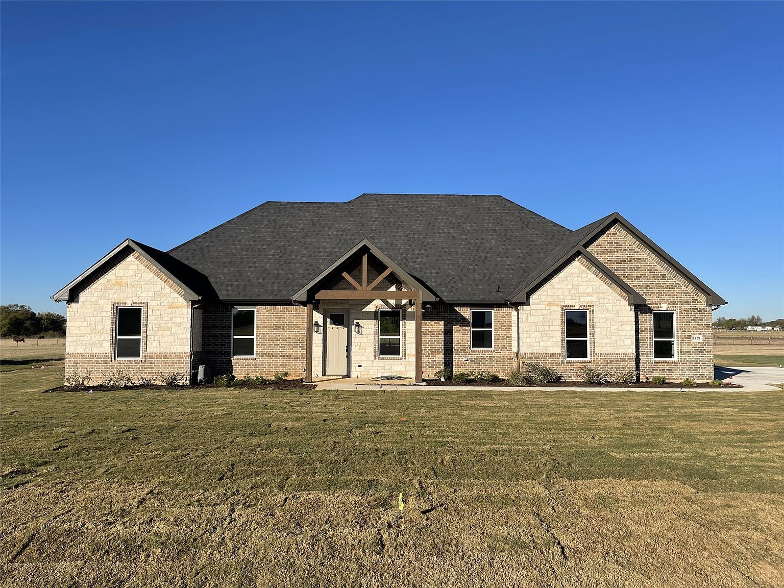 1428 Dixie Estates Way, Whitesboro, TX 76273 | Zillow