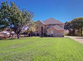 6801 Woodland Hills Dr, North Richland Hills, TX 76182 | MLS #20769166 ...