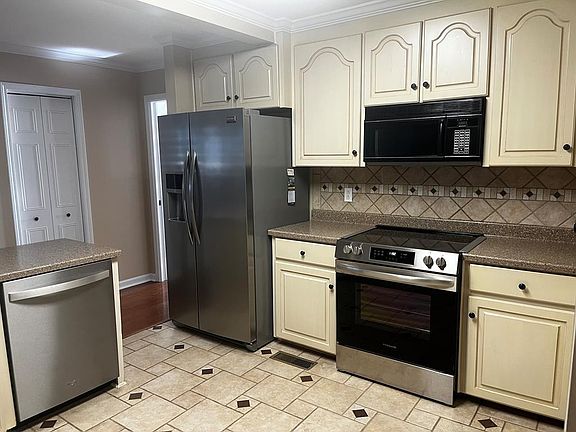 2130 Ben Ivey Rd, Webb, AL 36376 | Zillow