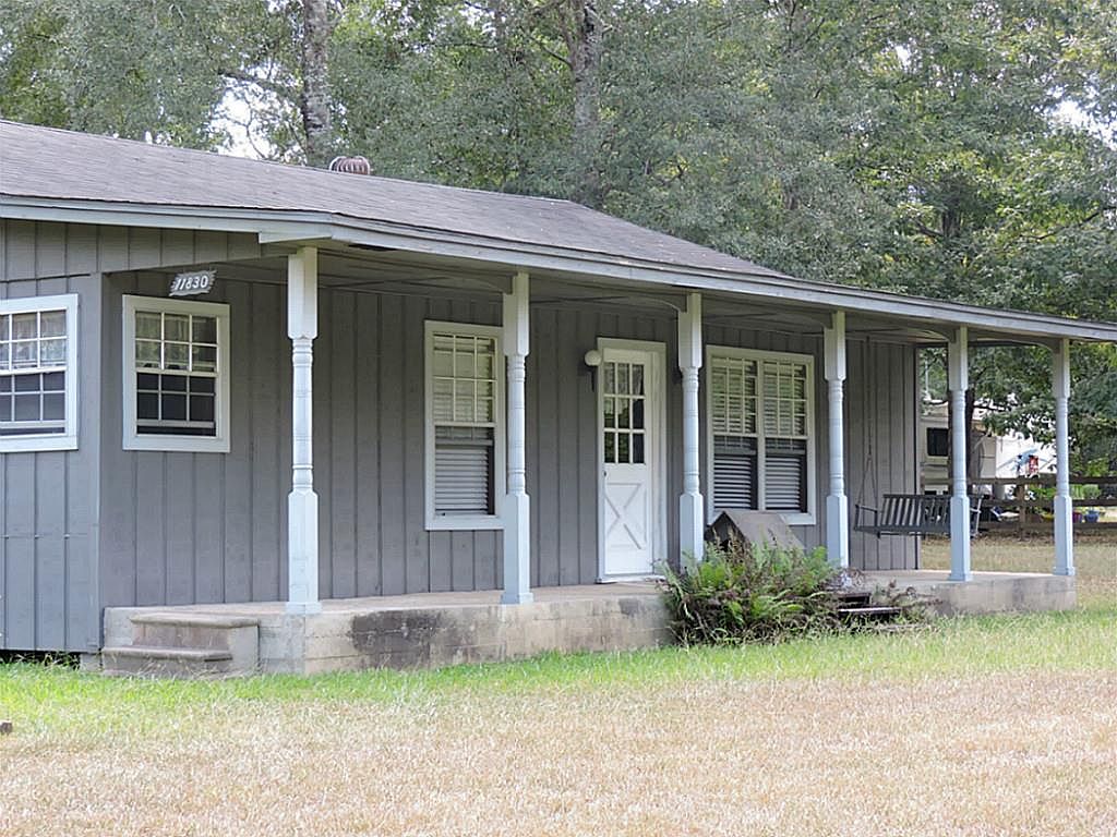 11702 Lake Forest Dr, Splendora, TX 77372 | Zillow