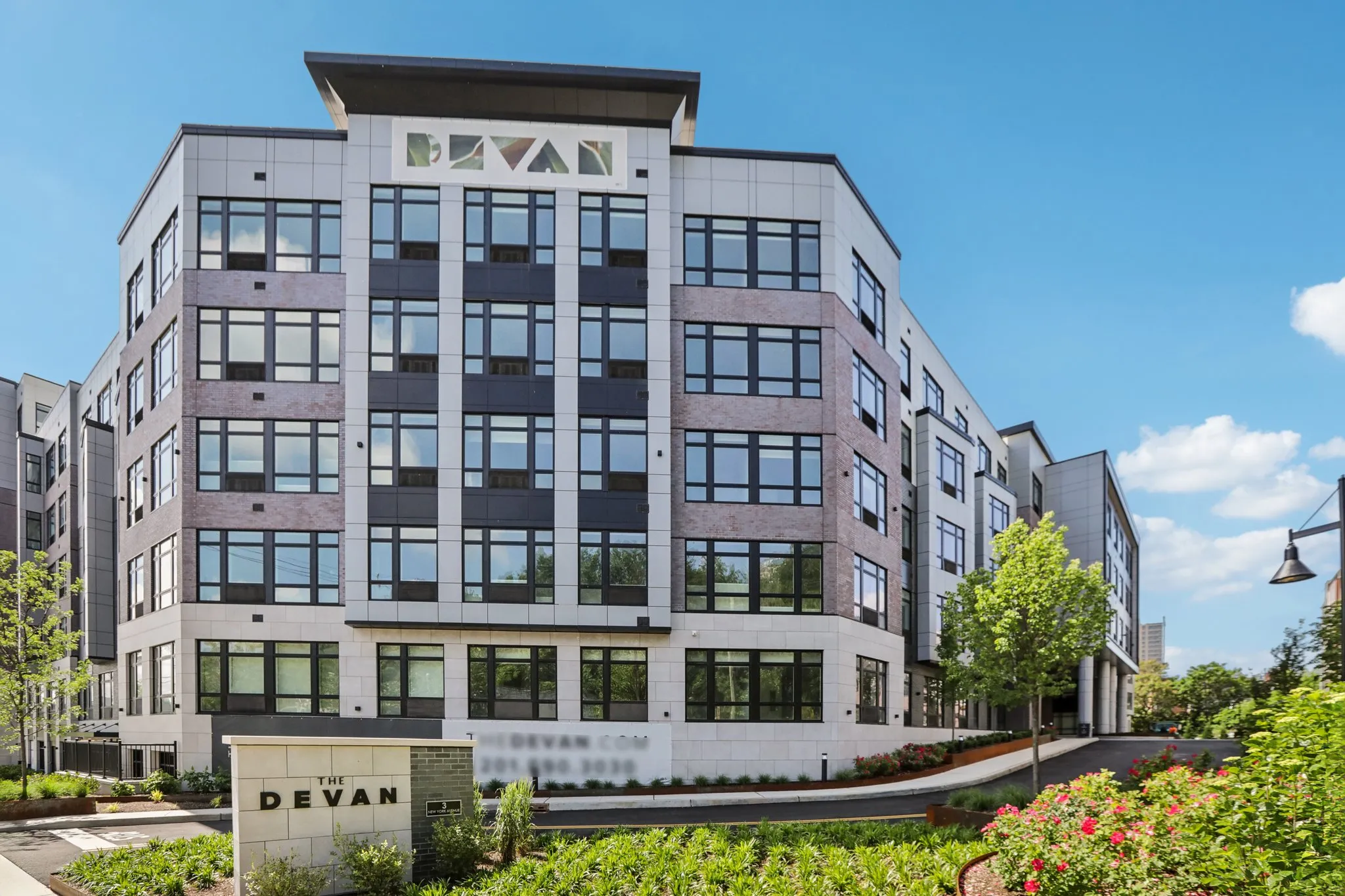 The Devan at 3 New York Avenue in The Heights : Sales, Rentals, Floorplans | StreetEasy