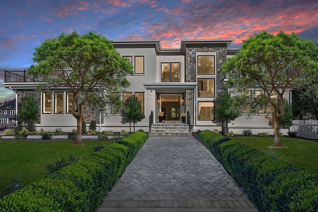 5 Colonial Rd, Needham, MA 02492 | Zillow