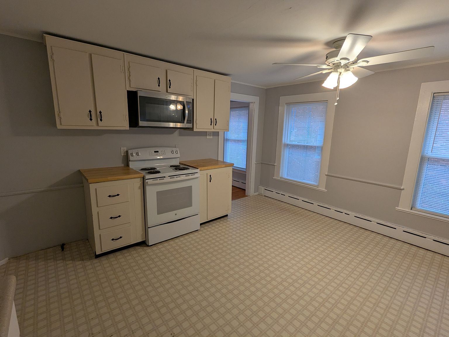 96 Main St #A, Broad Brook, CT 06016 | Zillow