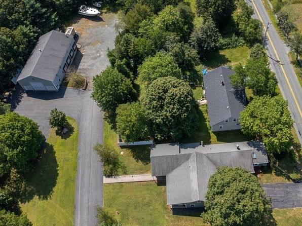 Assonet Freetown Real Estate - Assonet Freetown Homes For Sale | Zillow