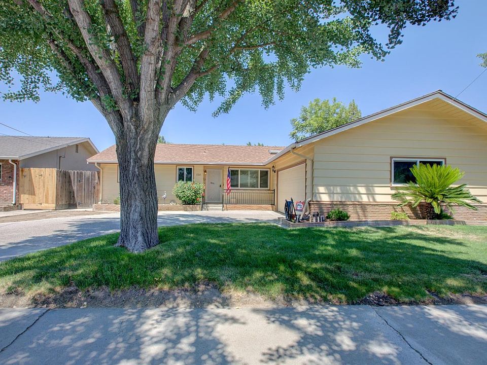 1705 Springwood Dr, Modesto, CA 95350 | Zillow