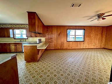 877 Highway 577 S, Delhi, LA 71232 | Zillow