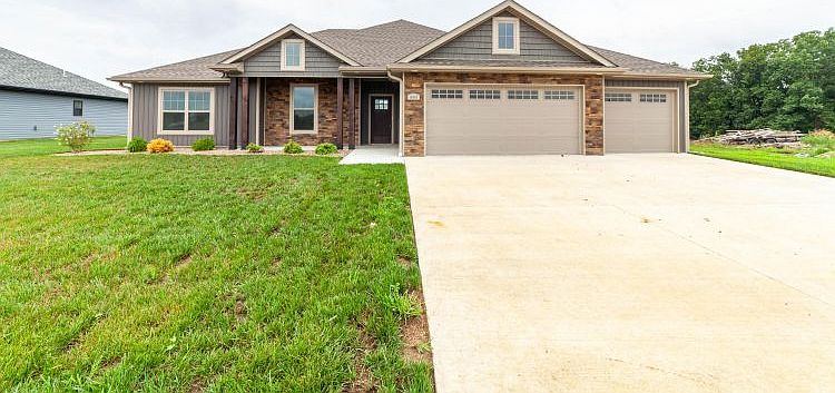 14661 Wellstead Dr, Hallsville, MO 65255 | Zillow
