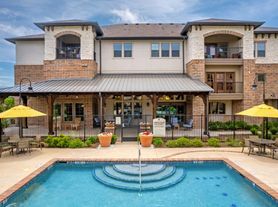 MAA Grand Courtyards - 525 W Westchester Pkwy Grand Prairie TX | Zillow