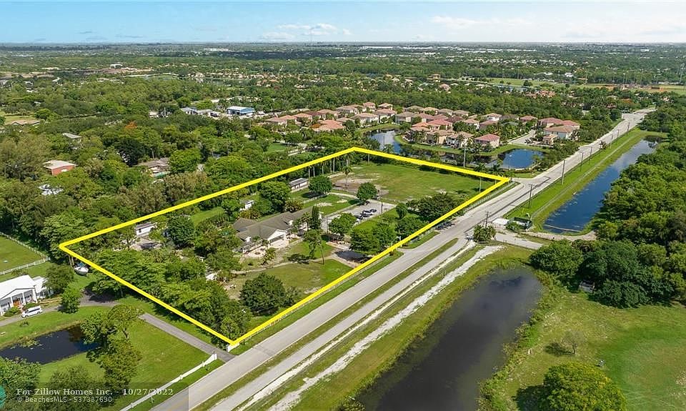 4551 NW 39th Ave, Pompano Beach, FL 33073 | MLS #F10334611 | Zillow