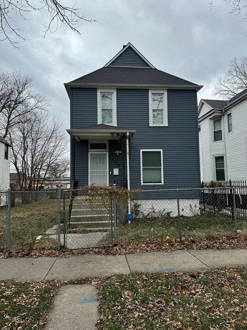 8421 S Kerfoot Ave, Chicago, IL 60620 | Zillow