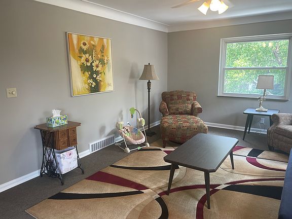 7309 Brookcrest Dr #B, Cincinnati, OH 45237 | Zillow