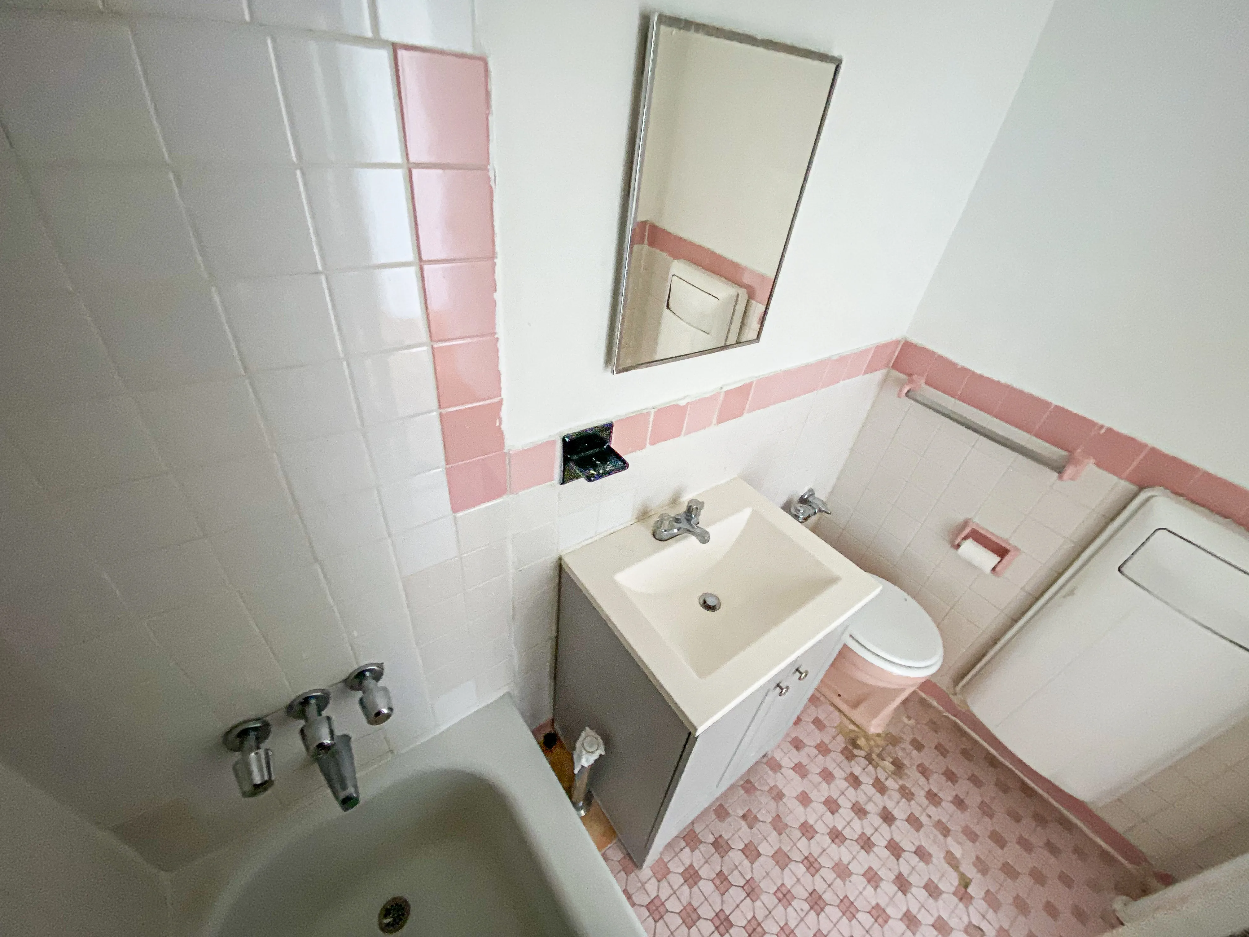 2181 Starling Avenue #7E in Parkchester, Bronx | StreetEasy