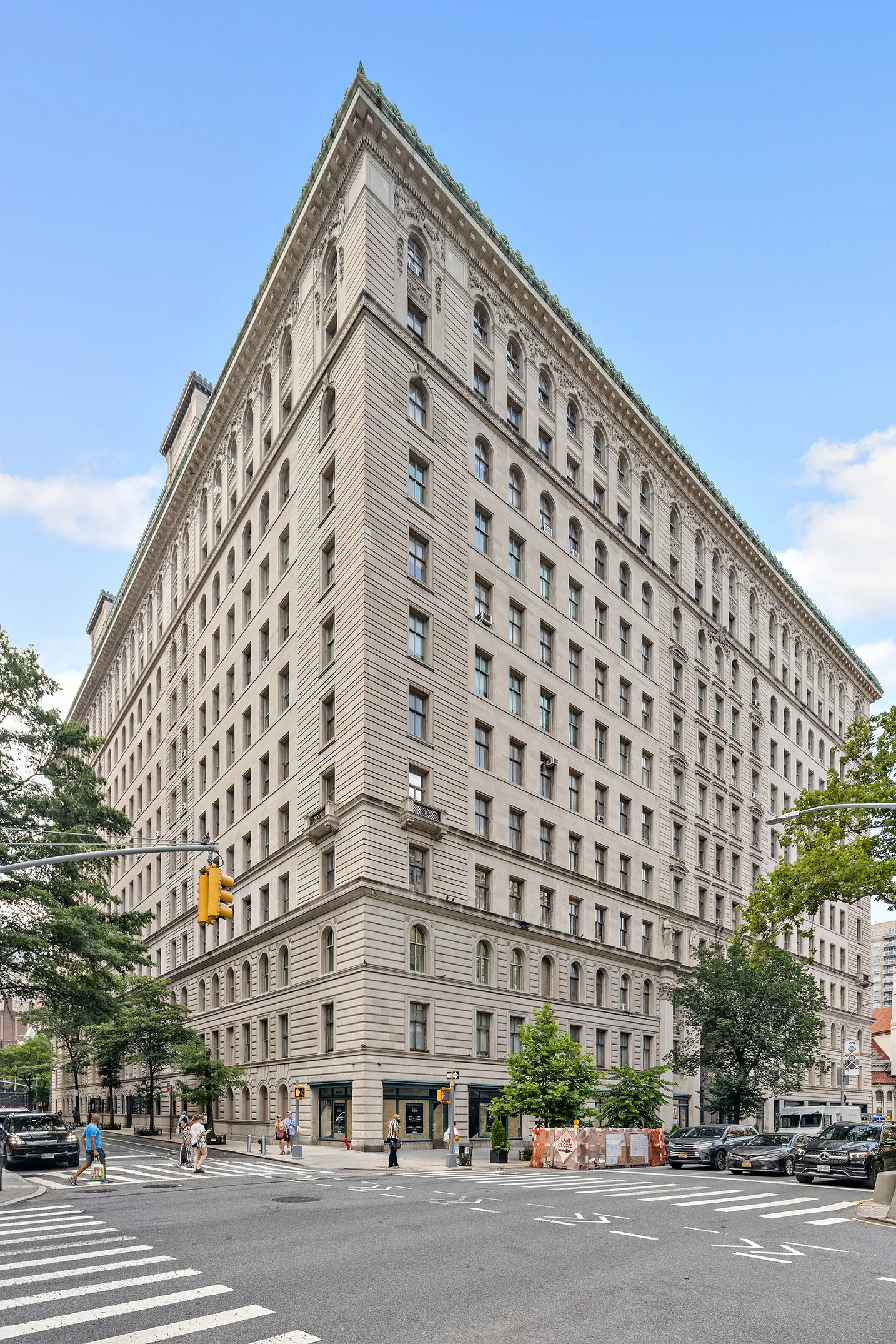 2211 Broadway #11F in Upper West Side, Manhattan | StreetEasy