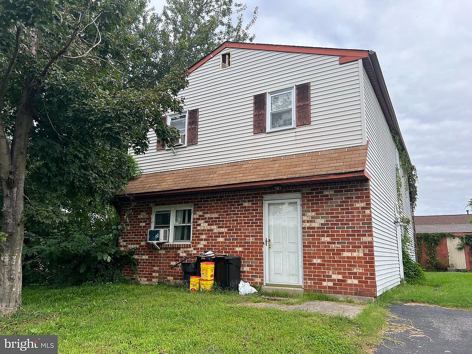 309 W 2nd St, Essington, PA 19029 | MLS #PADE2053094 | Zillow