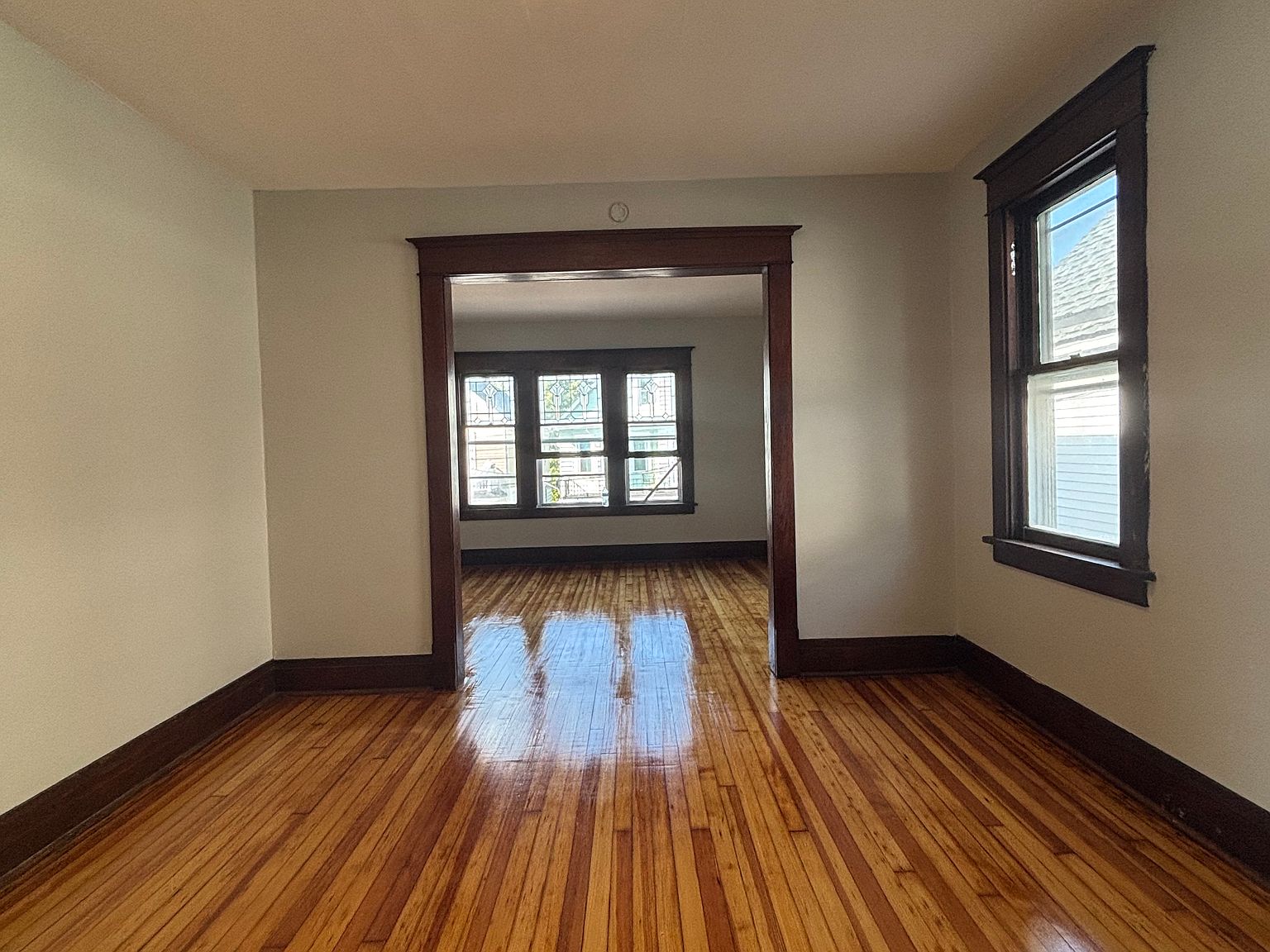 95 Peter St #2, Buffalo, NY 14207 | Zillow