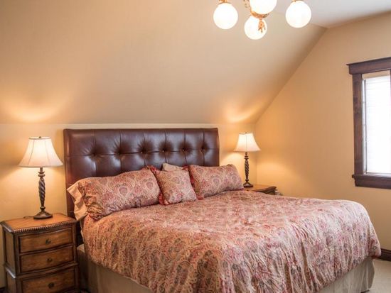 724 Woodridge Dr, Manitowoc, WI 54220 | MLS #1710183 | Zillow