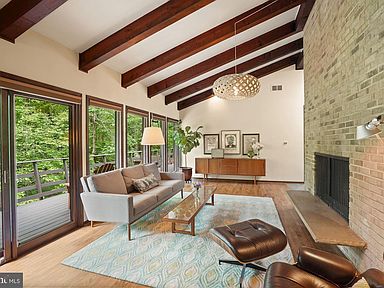 9509 Watts Rd, Great Falls, VA 22066 | Zillow