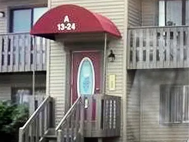 16 Village Ct West Warwick RI | Zillow