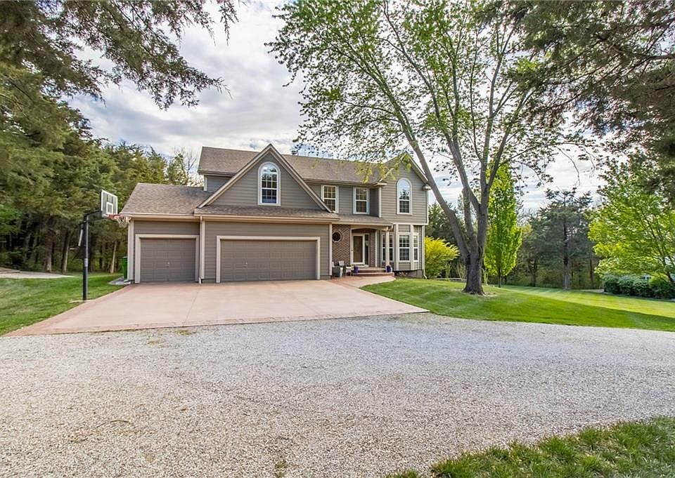 374 E 2263rd Rd, Eudora, KS 66025 | Zillow