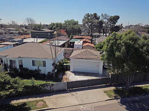 752 E Lanzit Ave, Los Angeles, CA 90059 | MLS #PW24078355 | Zillow
