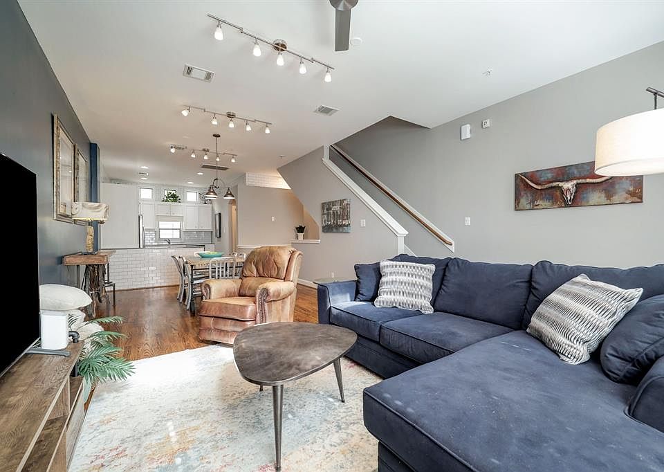 2710 Hullsmith Dr Houston TX | Zillow