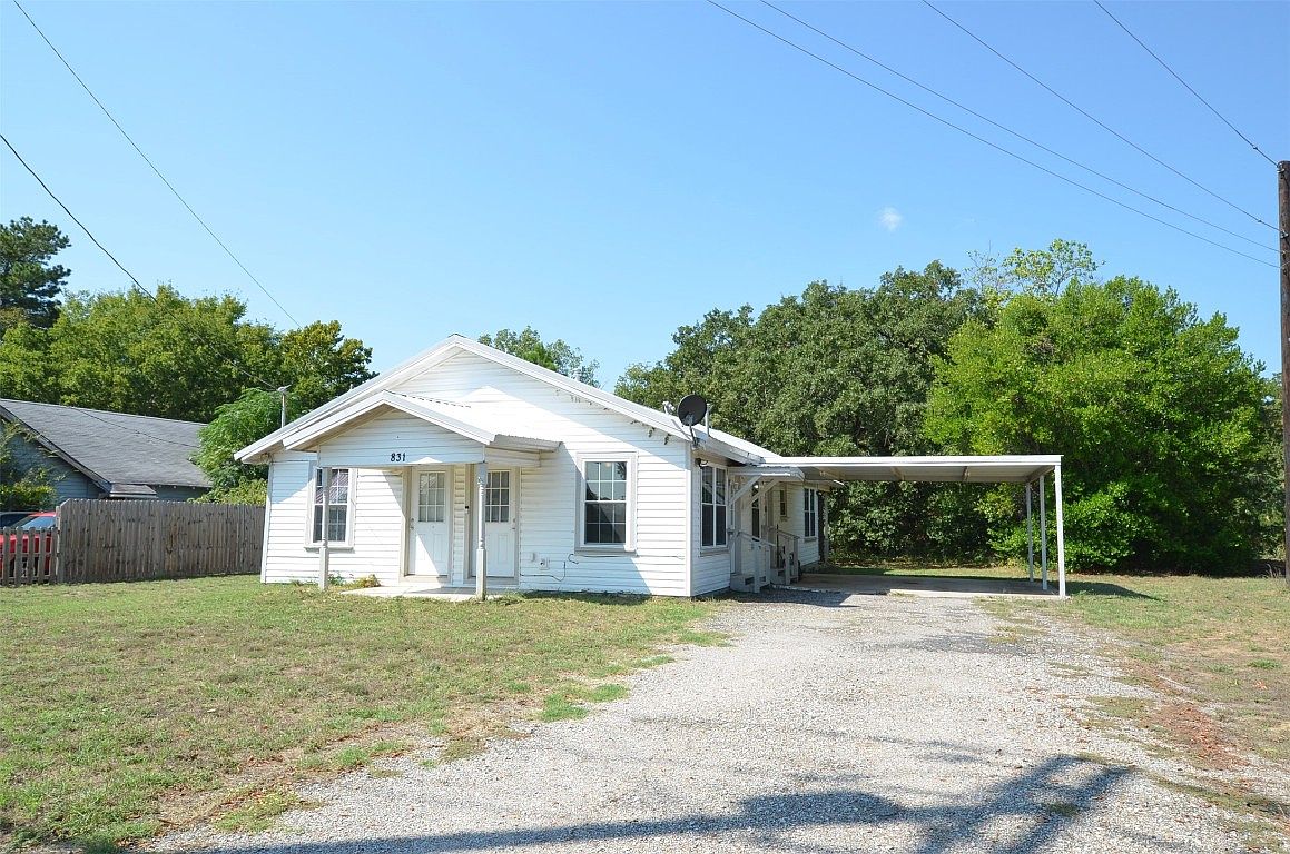 831 N Prairieville St, Athens, TX 75751 | Zillow