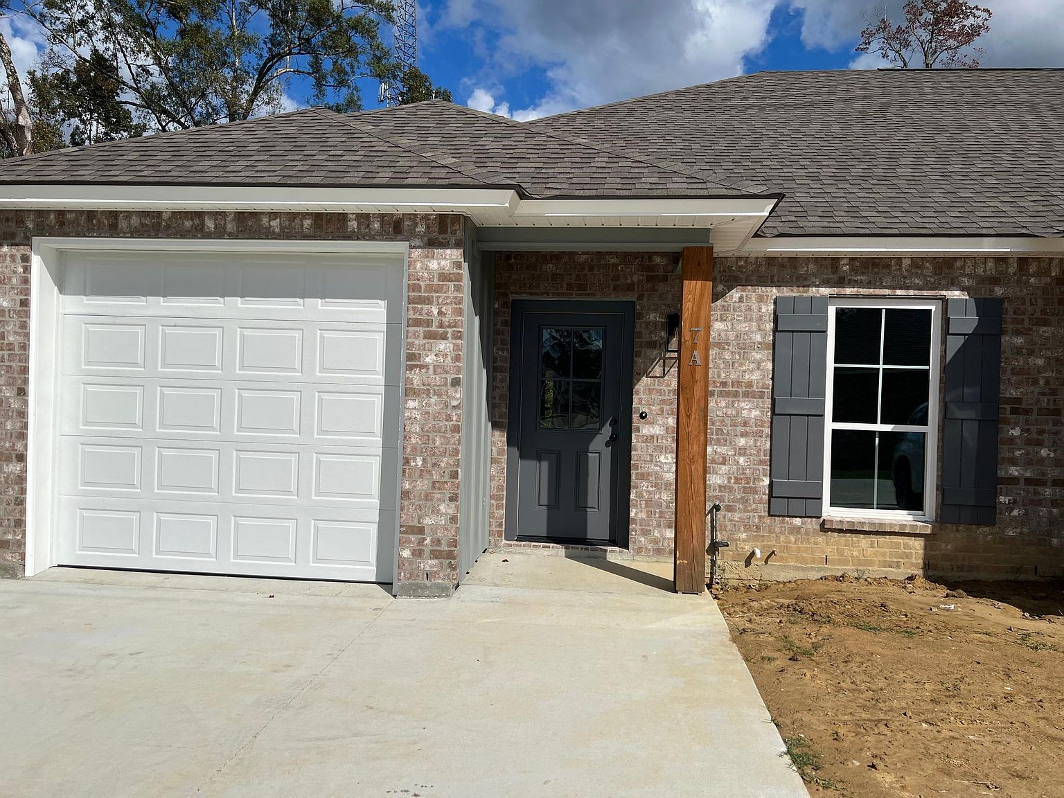 8065 Lockhart Rd #7-B, Denham Springs, LA 70726 | Zillow