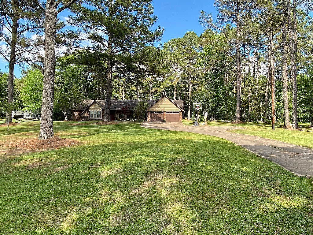948 Cardinal Ln, Starkville, MS 39759 | Zillow