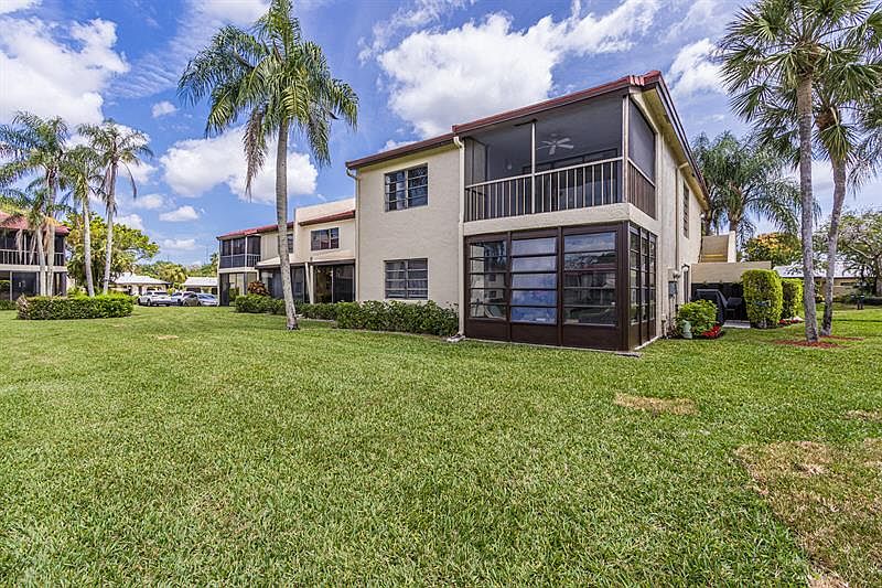 8520 Casa Del Lago Boca Raton FL | Zillow