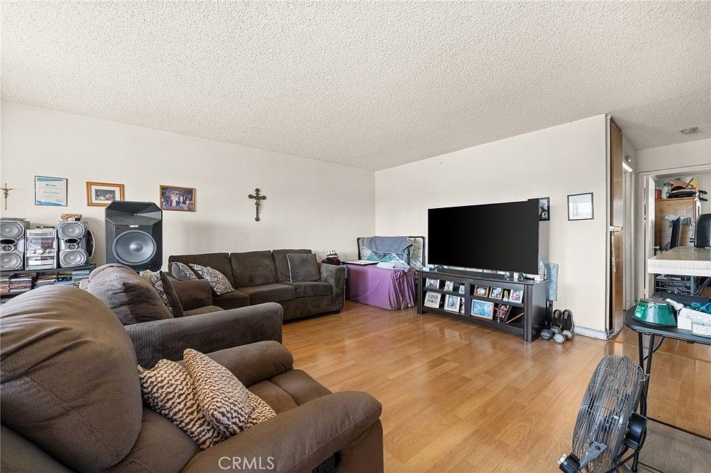 1422 Peckham St UNIT G, Fullerton, CA 92833 | MLS #OC23146581 | Zillow