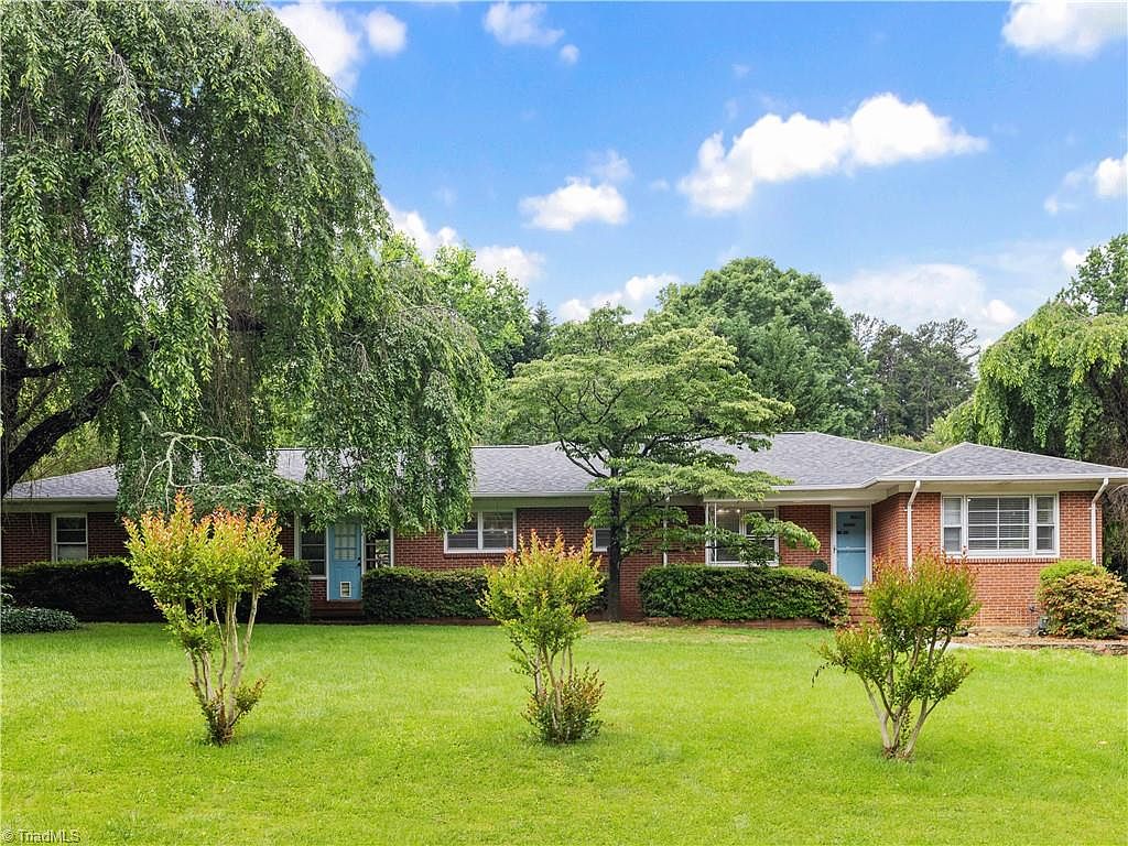 252 Lucerne Ln NW, Winston Salem, NC 27104 | MLS #1182999 | Zillow