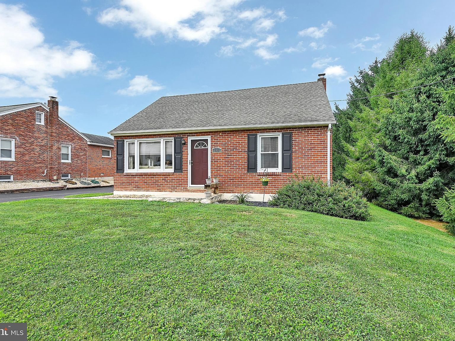 127 Church St, Seven Valleys, PA 17360 | Zillow