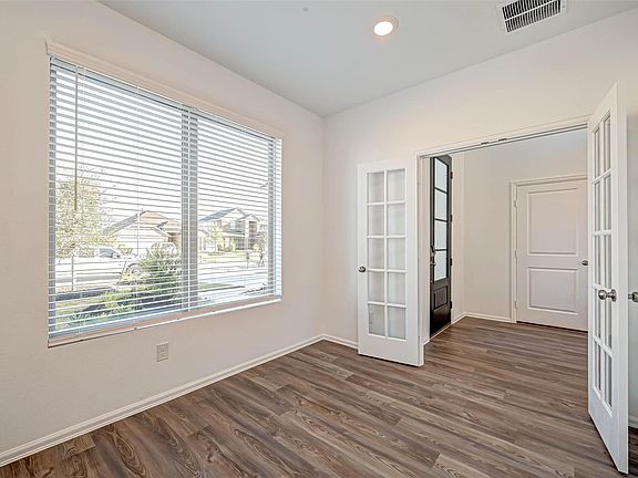 31431 Beacon Cove Trl, Fulshear, TX 77441 | MLS #18643616 | Zillow