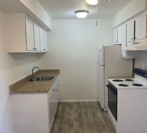 43912 Freeway Dr #F51, Sterling Heights, MI 48313 | Zillow