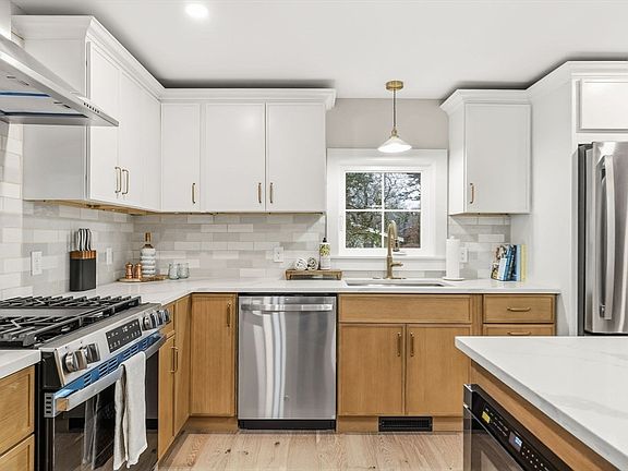 68 Lakeside Dr, Barnstable, MA 02630 | Zillow