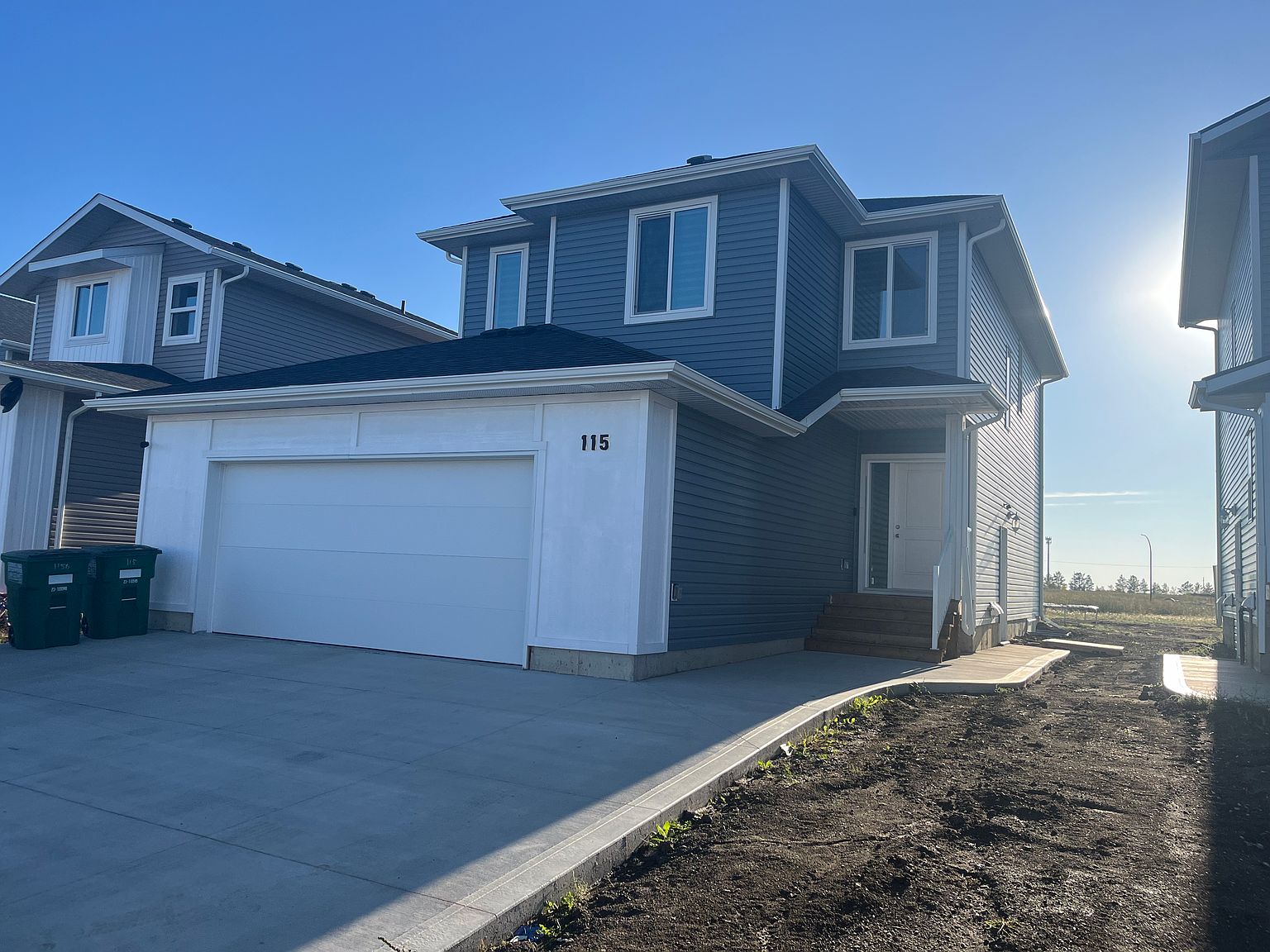 115 Stromberg Cres #B, Saskatoon, SK S7L 7C4 | Zillow