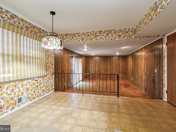 68 Colleen Cir, Ewing, NJ 08638 | MLS #NJME2056548 | Zillow